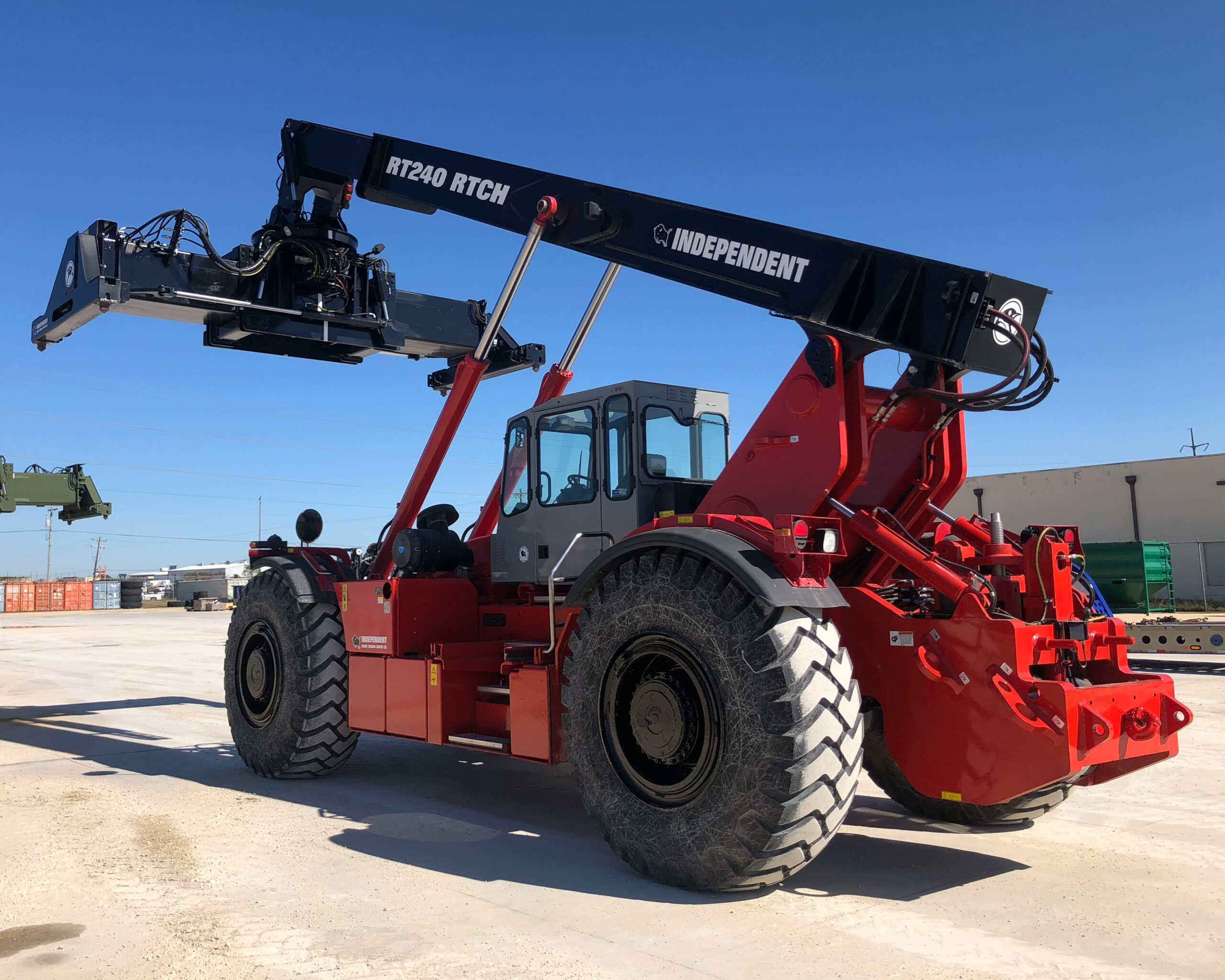 RTCH RT240 Defense Line - IRTC - Rough Terrain Container Handler Center